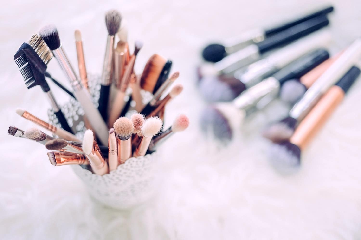 Accessoires maquillage : le guide pour savoir quoi acheter